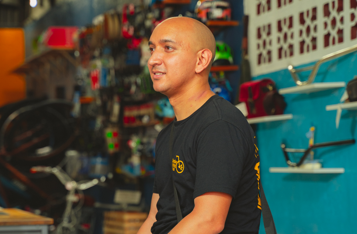 Artist Feature: Kevin Skinker & Tambay Cycling Hub – Gouache Bags